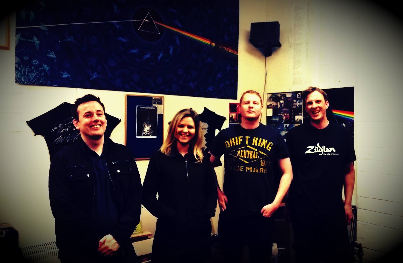 Nineteen Thirty Nines - Hotvox