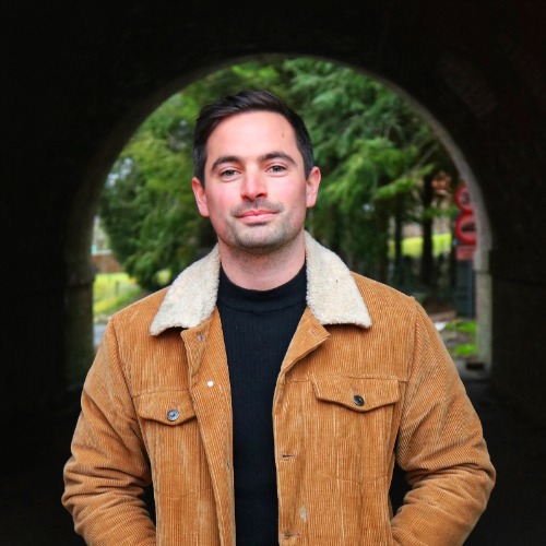 Alex Softley - Hotvox